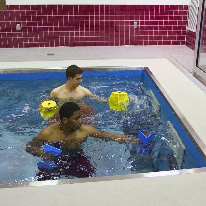 Aquatic Therapy Pools for Training, Conditioning & Rehab | HydroWorx®