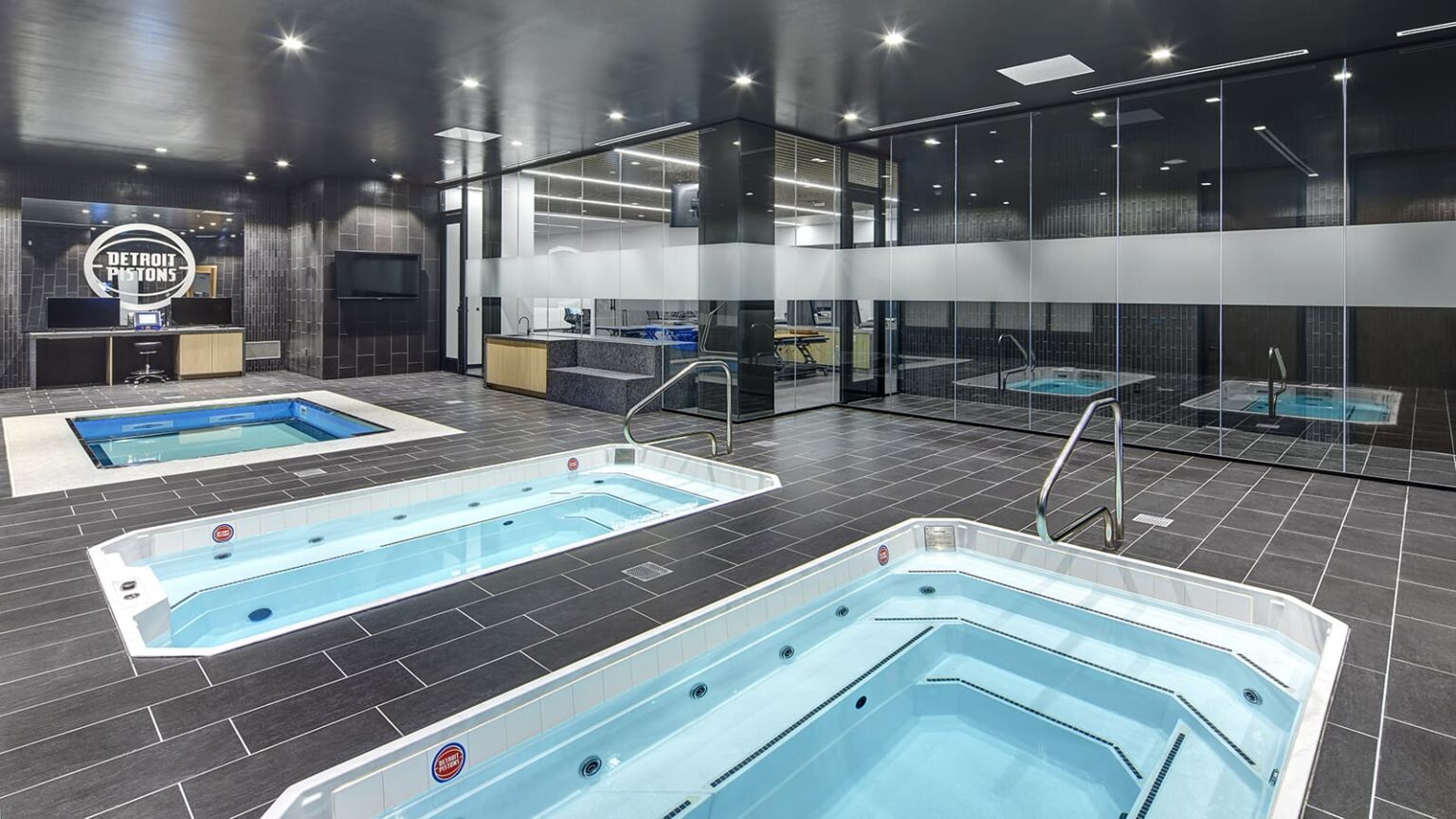 Aquatic Therapy Pools & Hydrotherapy Equipment | HydroWorx
